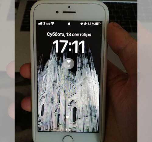 iPhone 8, 64 гб