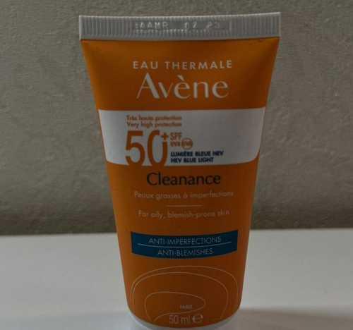 Avene солнцезащитный тонирующий флюид SPF 50 