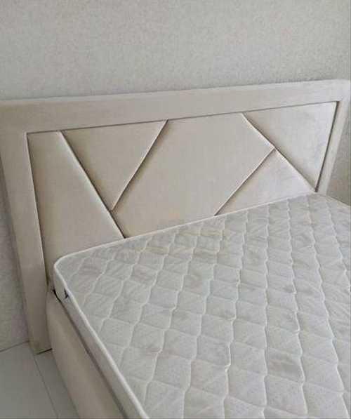 Кровать двуспальная Версаль
