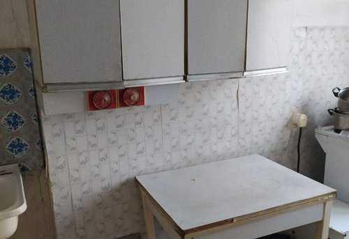 Кухонный гарнитур (шкафчики+стол) СССР