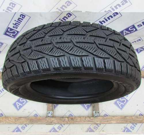 Kormoran Snow 215/60 R17 89H