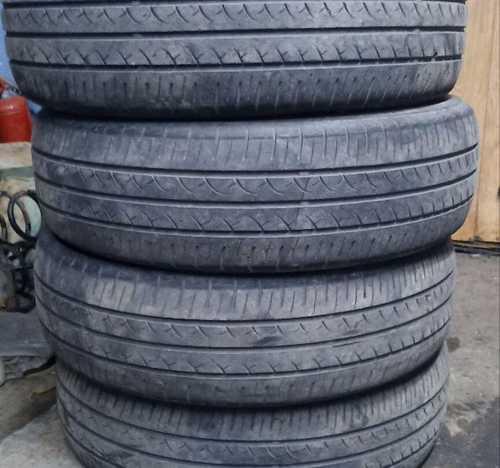 Yokohama BluEarth AE01 185/65 R15 88T