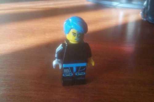 Женщина киборг lego minifigures series 16