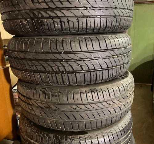 Pirelli Cinturato P1 185/60 R15