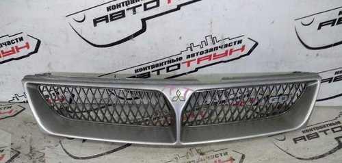 Решетка радиатора mitsubishi diamante F31A F34A F3