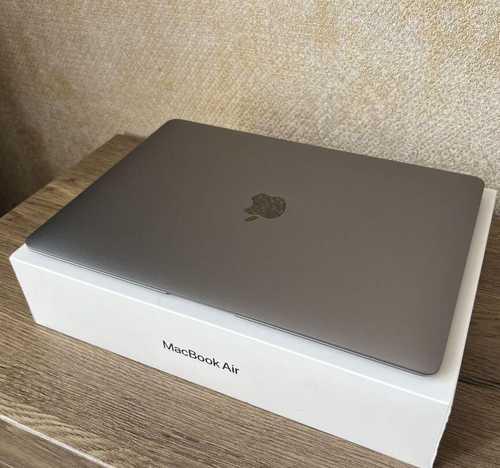 Apple macbook air 13 2020 m1