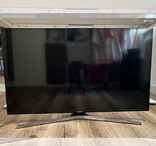 Телевизор Samsung SMART TV 40 дюймов