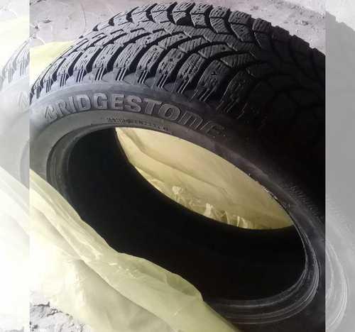 Bridgestone Blizzak MZ-01 245/55 R19