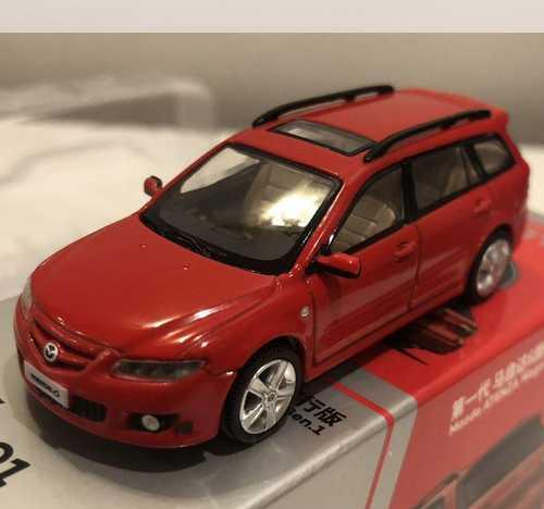 1/64 Mazda Atenza