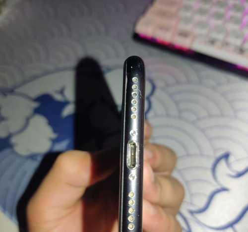 iPhone 7, 32 гб