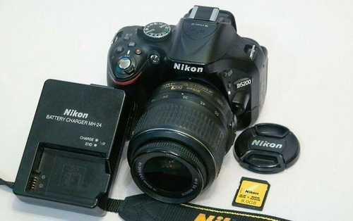 Nikon d5200 Kit 18-55mm f/3.5-5.6g VR