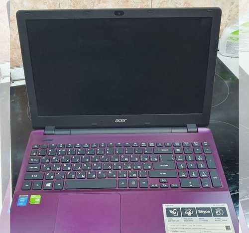 15.6" Acer Aspire E5-571G, Core i3, RAM 4ГБ, 500 ГБ, GeForce 840M 2 ГБ