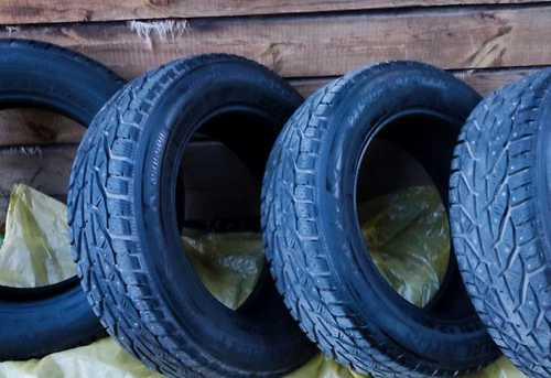 Kormoran SUV Stud 215/65 R17 103T