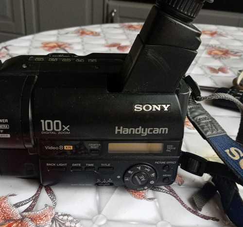 Видеокамера sony handycam