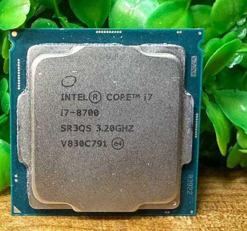 Процессор Intel Core i7-8700