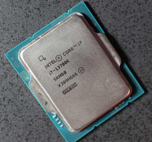 Intel Core i7-13700K