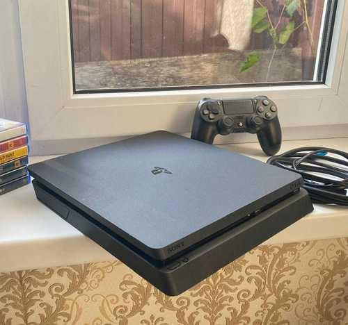 Sony playstation 4 slim