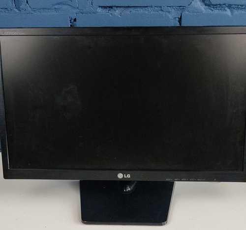 Продаю монитор LG 23" Flatron E2342C