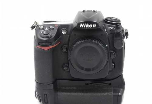 Зеркальный фотоаппарат Nikon D300s Body + PDK1
