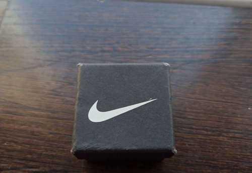 Железная подвеска "nike"