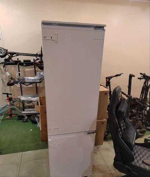 Холодильник hyundai cc4023f
