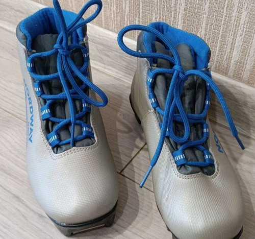 Лыжные ботинки nordway 34