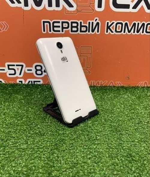 Смартфон Micromax Q415 1/8GB 4G Мегафон