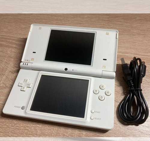 Nintendo DSi