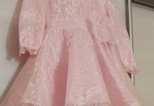 Нарядное праздничное розовое детское платье