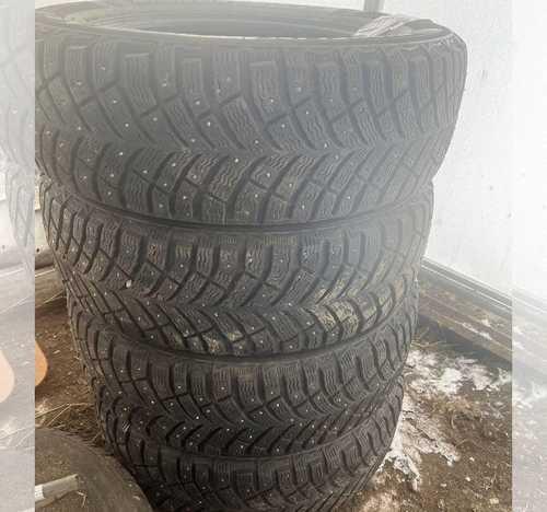 Michelin X-Ice North 4 185/65 R15