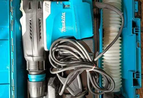 Перфоратор makita HR4013C