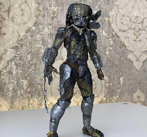 Фигурка фхищник Neca Predator 1/10