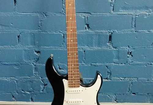 Гитара Yamaha Pacifica 012