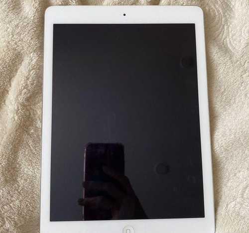 iPad air A1475 (128 гб)