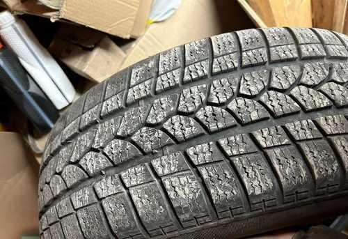 Michelin Compact Winter 215/60