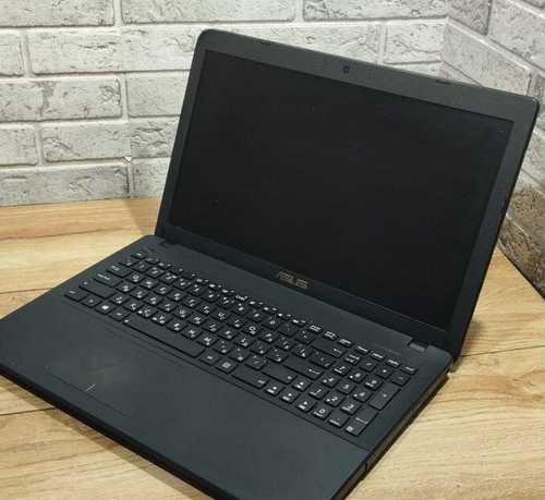 Ноутбук Asus x552c