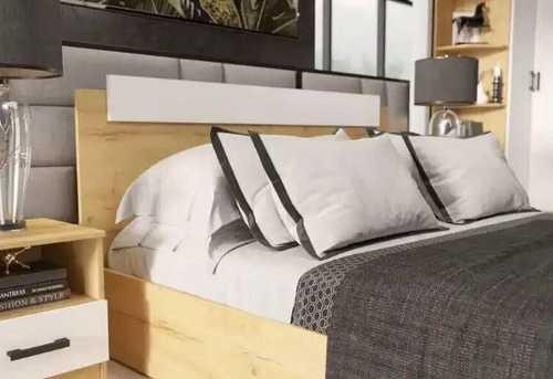 Кровать двуспальная с тумбочками