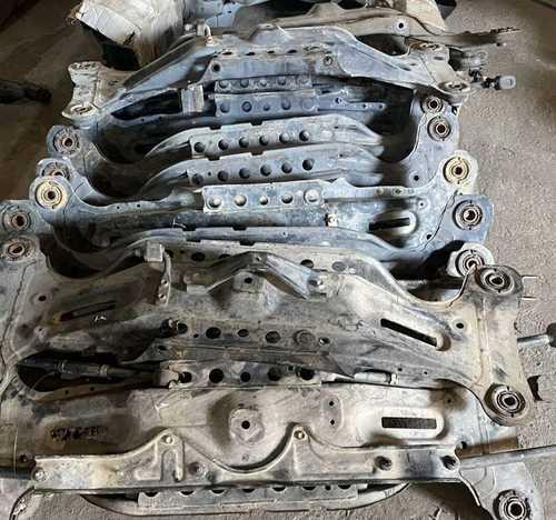 Подрамник задний Toyota Camry v40 разборка