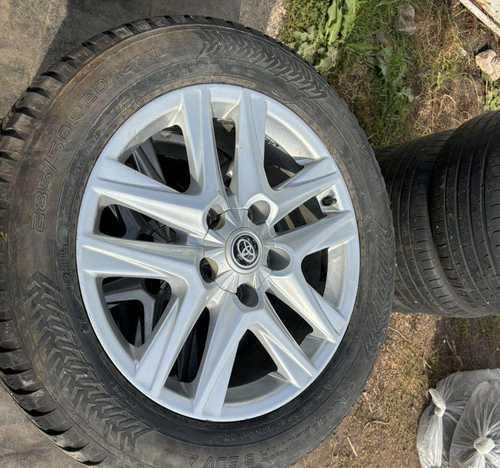 Nokian Tyres Hakkapeliitta 8 SUV 23/50 R20