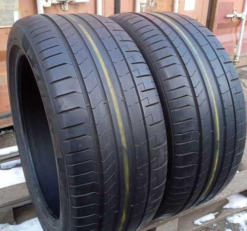 Pirelli P Zero PZ4 275/40 R20