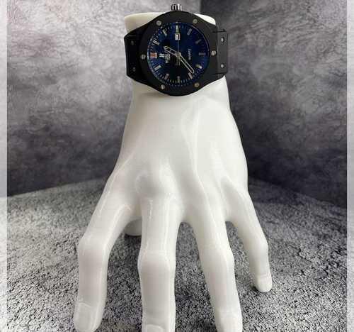 Часы hublot