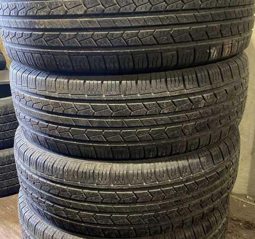 DoubleStar DS01 225/60 R18