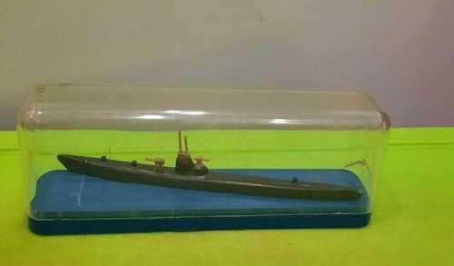 Модель подводной лодки СССР