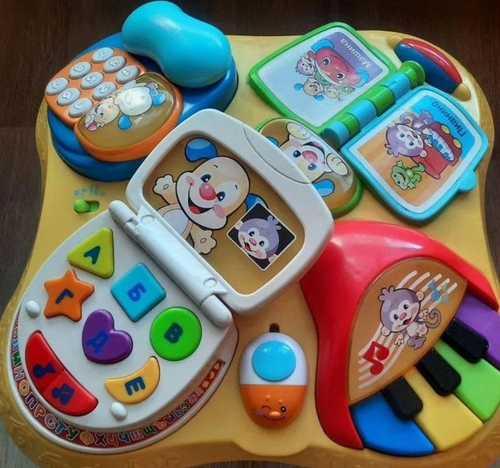 Развивающий столик fisher price