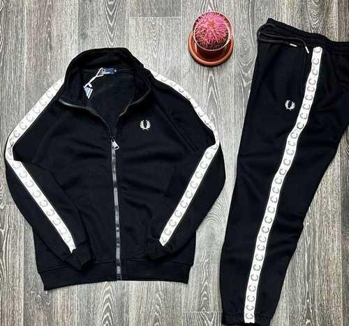 Спортивный костюм Fred Perry