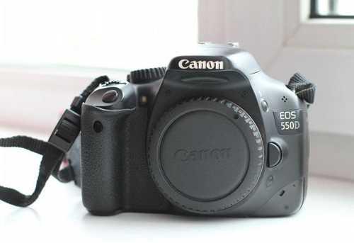Зеркальный фотоаппарат Canon 550D body + сумка