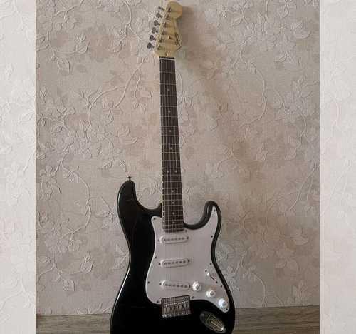 Электрогитара fender stratocaster mm с комбиком