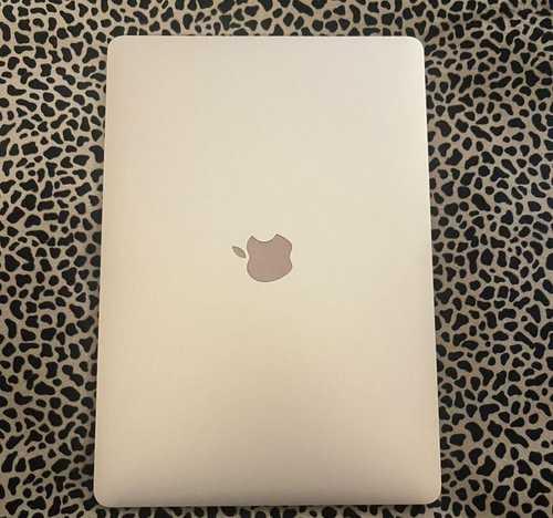 Macbook air m1