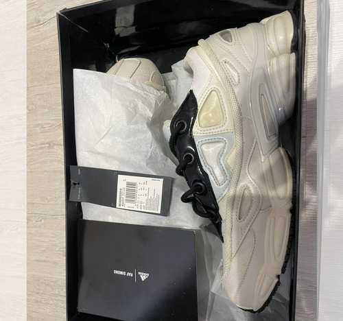 Кроссовки adidas raf simons ozweego cream white