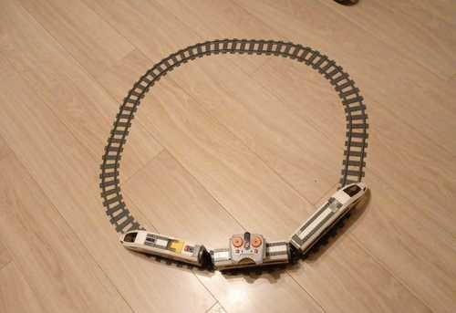 Lego поезд